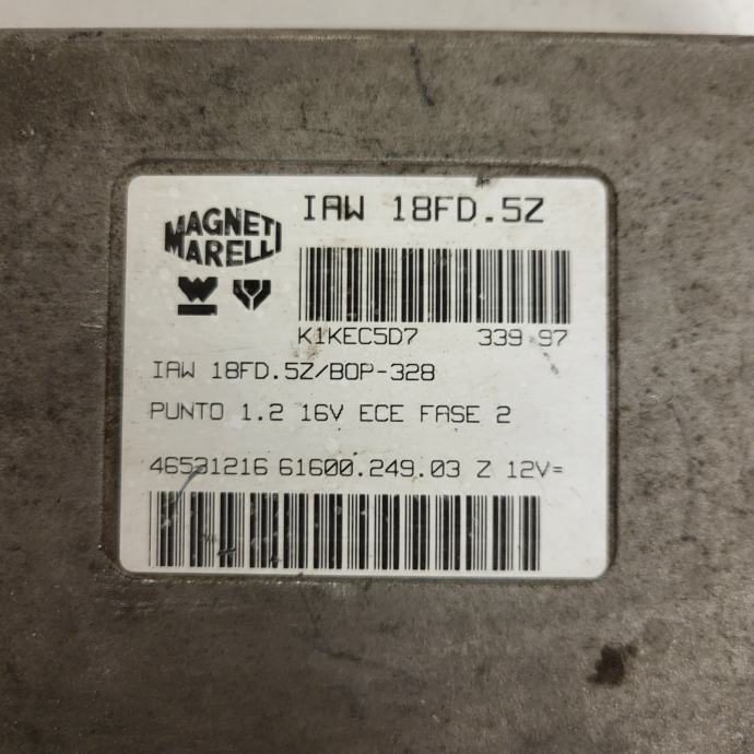 FIAT PUNTO 1.2 16V ECU / IAW 18FD.5Z / 46531216 / 61600.249.03 / MAGNE