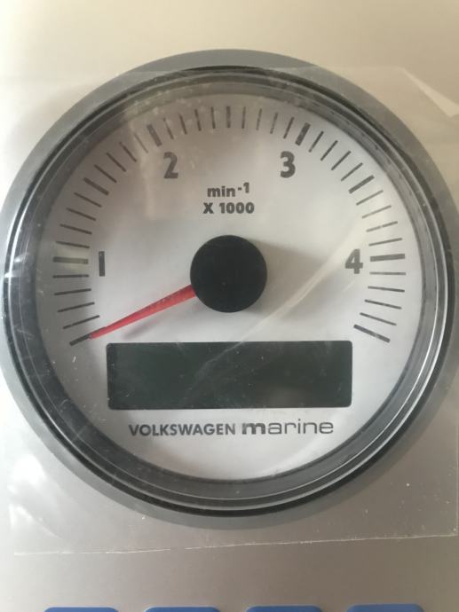 Volkswagen MARINE, komandna plošča z instrumenti