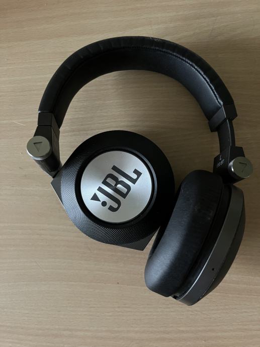 JBL SYNCHROS E50BT