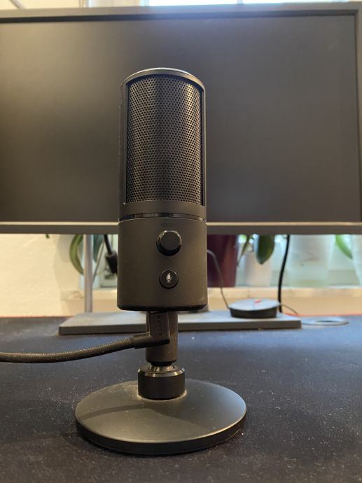 Razer mikrofon Seiren X