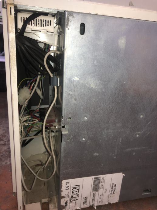 Aermec FCX22U ventilacijski grelno/hladilni konvektor