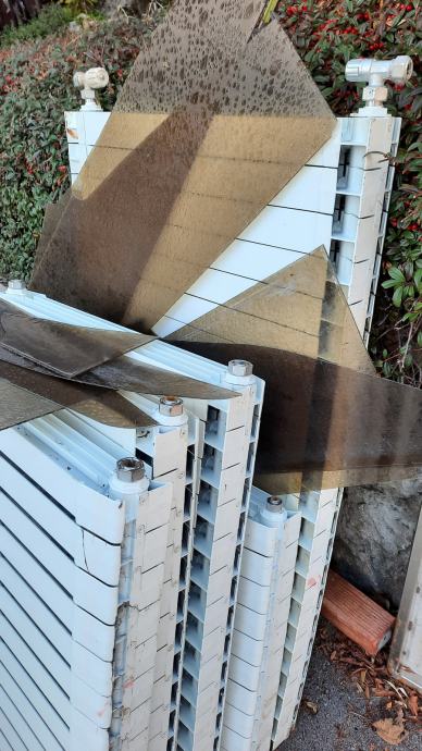Aluminijasti radiatorji več velikosti