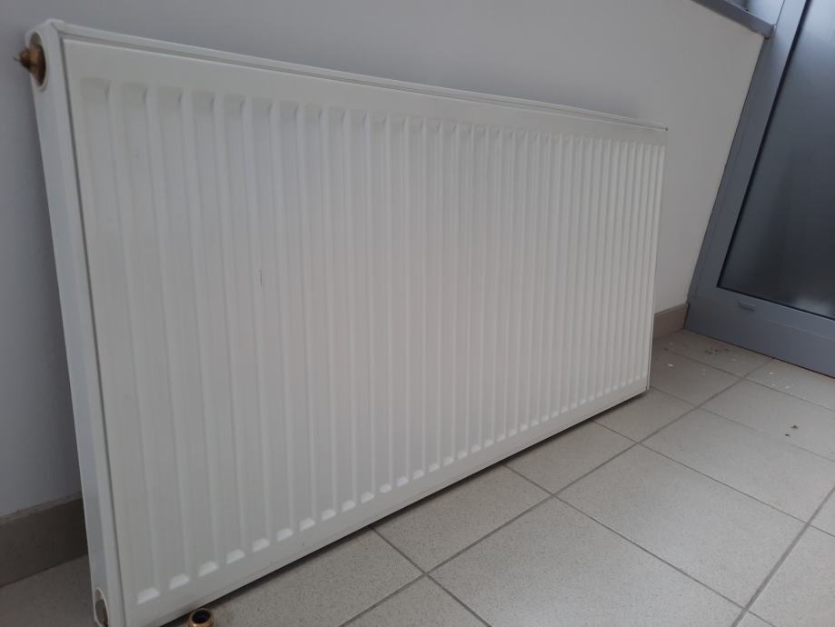 Ploščati radiator 600/1200/60