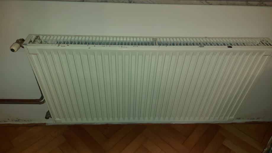 Radiator 120 x 60 x 10 cm 30 € Škofja Loka