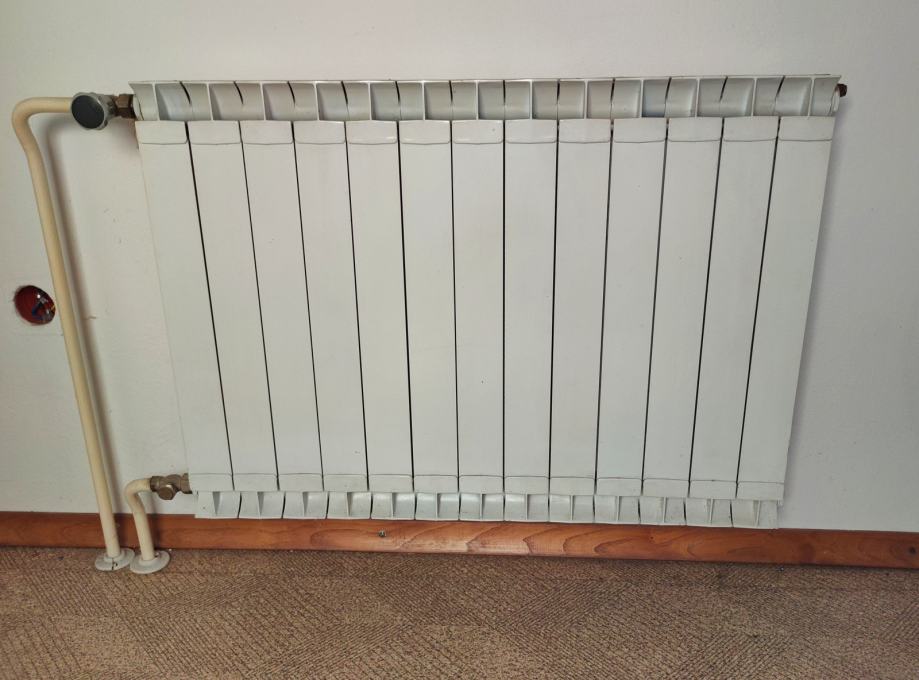Radiator Aklimat, 56x108cm (18 členov)