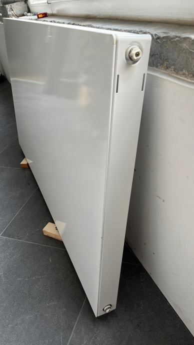 Radiator Delonghi Linear