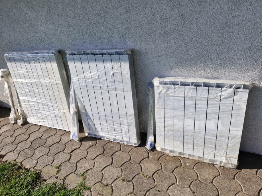 Radiatorji aluminijasti Aklimat konzole ventili termostatske glave