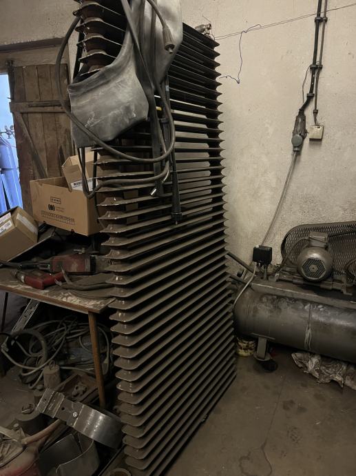 rebrasti radiator