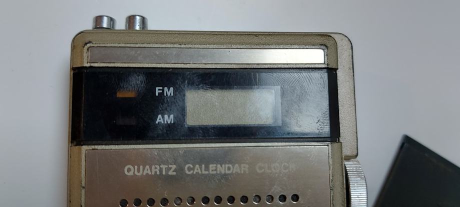 ITT TCR 2000 CE prenosni radio ITT žepni radio