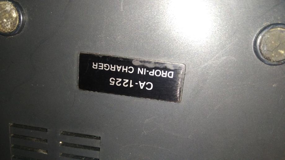 MAXON VHF/UHF SL-70 radijska postaja