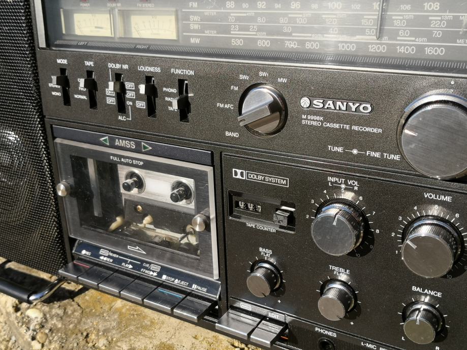 Sanyo M9998K AM/FM radio, stereo kasetni snemalnik Boombox s 6