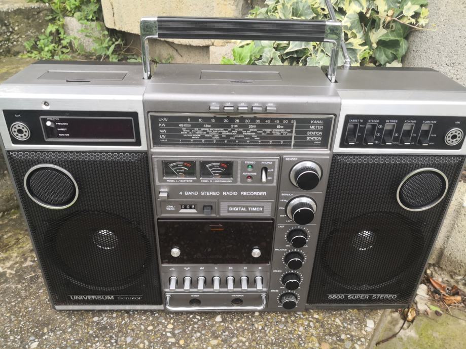 Universum Senator Super Stereo 8800 ghettoblaster/boombox
