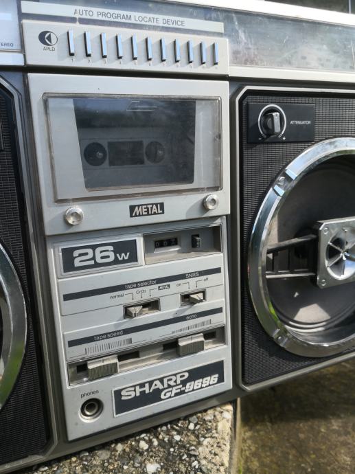 Vintage radio SHARP GF - 9696H, retro boombox radio