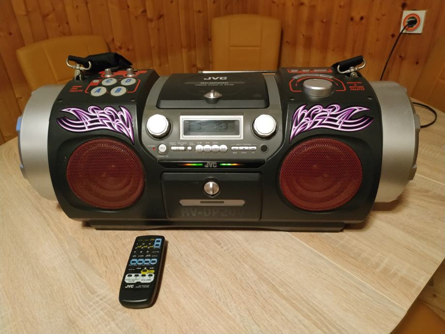 JVC Boombox RV-DP200BK