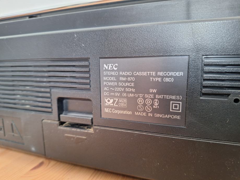 Radio kasetofon boombox NEC