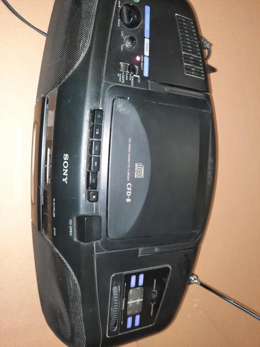 Sony Radio CD/kasetofon Sony CFD-8