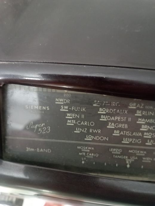 star bakelitni radio
