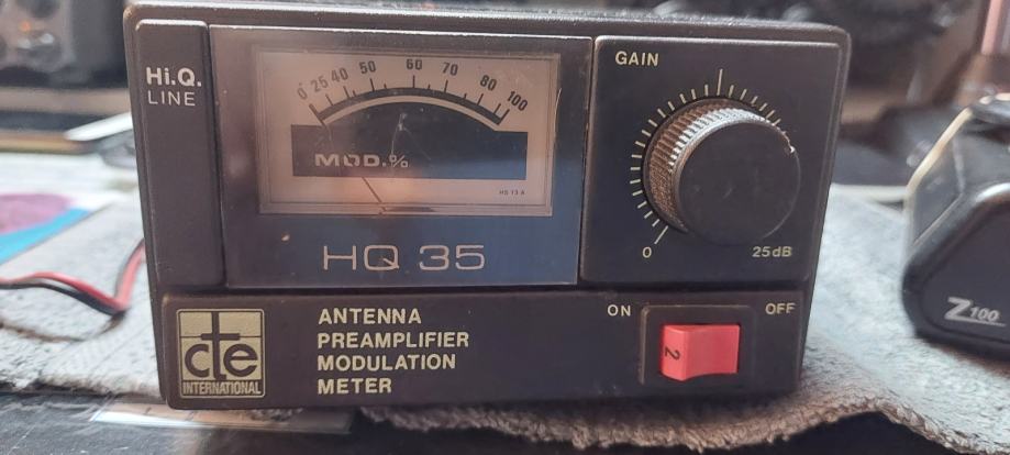 CB cte antenski ojačevalec signala z modulator metrom