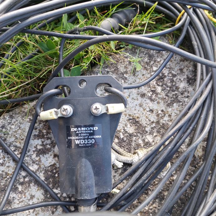 Diamond WD-330J/S Broadband Dipole