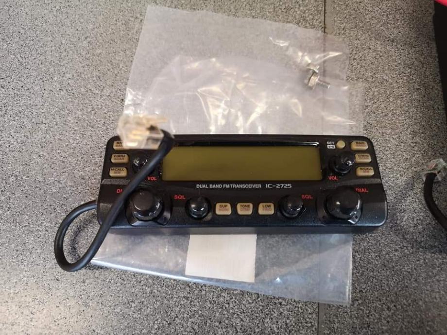 ICOM 2725E