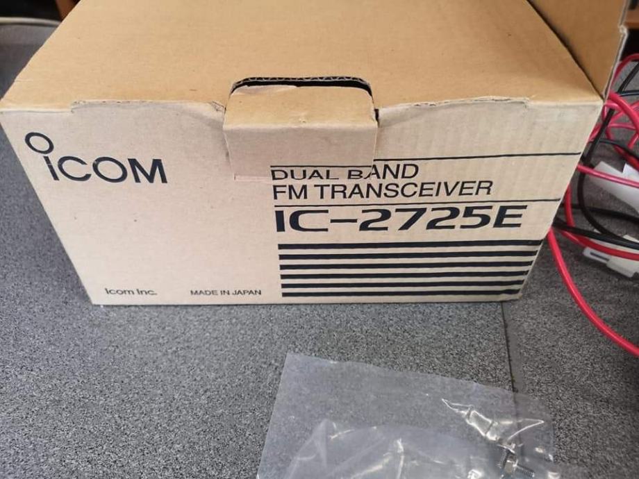 ICOM 2725E