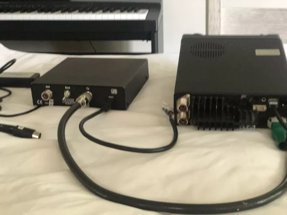 Icom ic-706mkiig hf vhf uhf ham radio transceiver