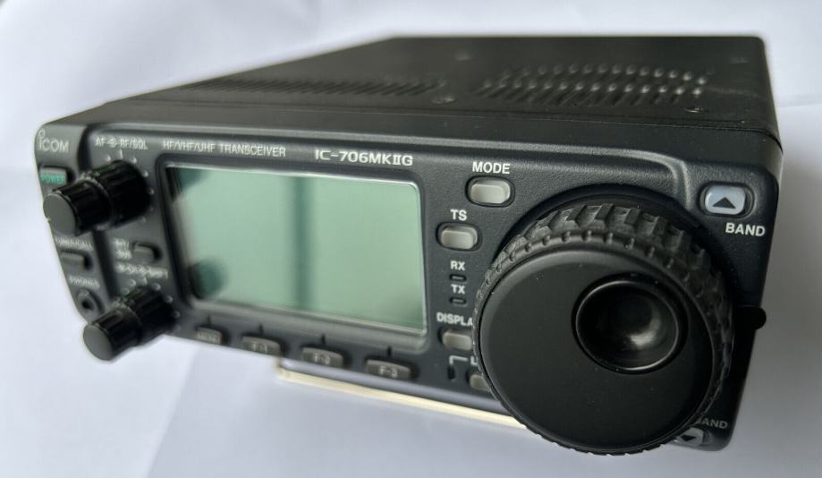 ICOM IC-706MKIIG Radioamaterstvo