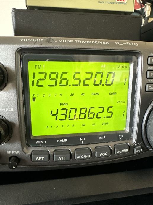 Icom IC-910H 144/432/1296 MHz