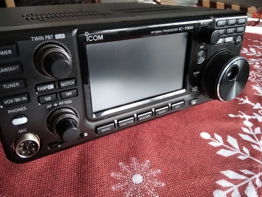 ICOM IC7300