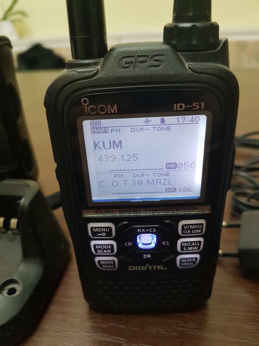 ICOM ID51