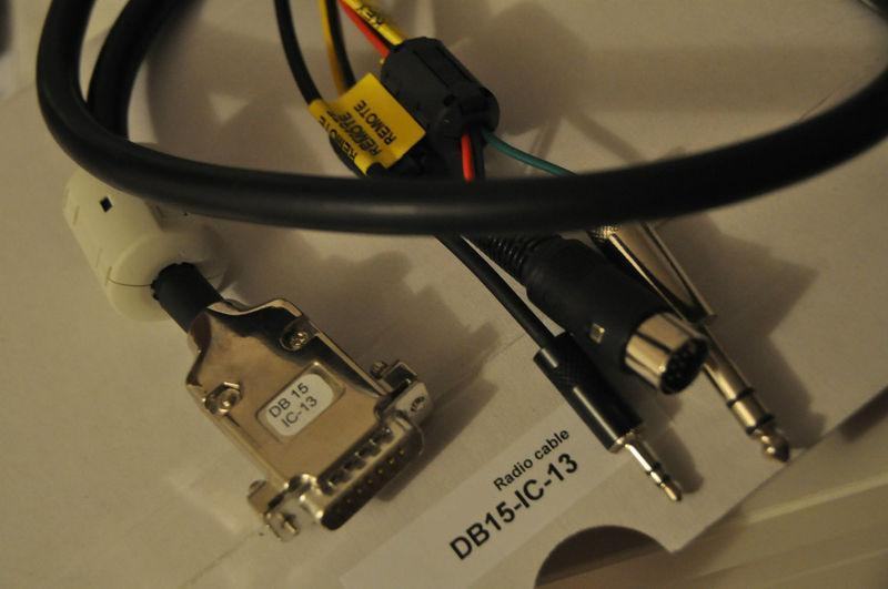 microHAM DB15-IC-13