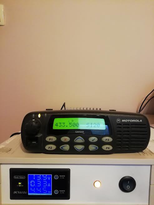 MOTOROLA GM 360 -USMERNIK - ANTENA