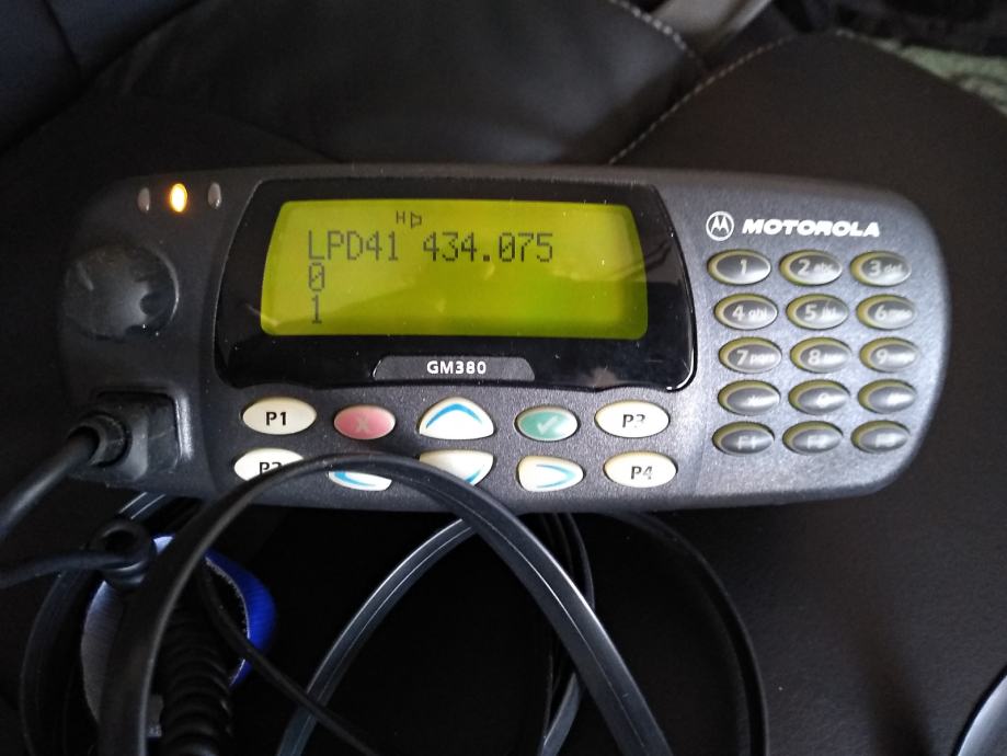 MOTOROLA GM380