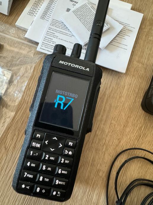Motorola R7 Premium UHF DMR