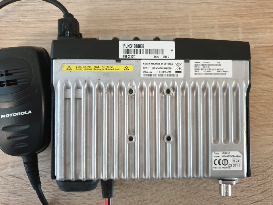 Radijska postaja motorola cm360 REZERVIRANO