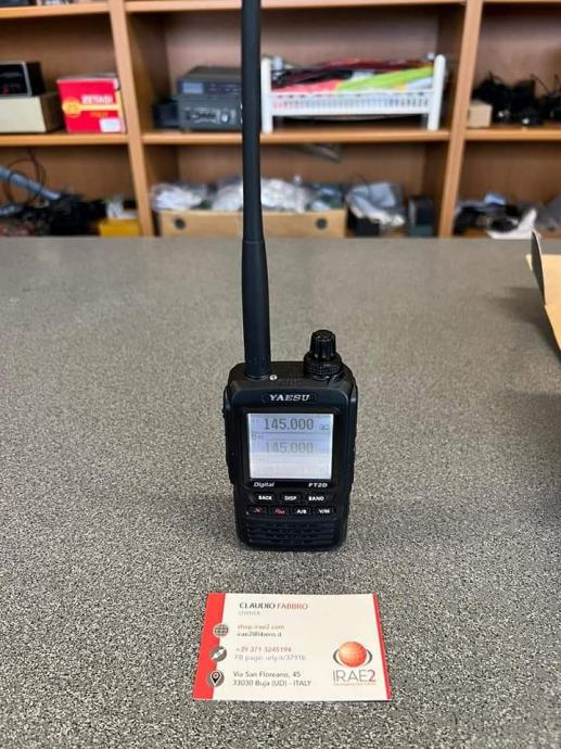 YAESU FT2DE
