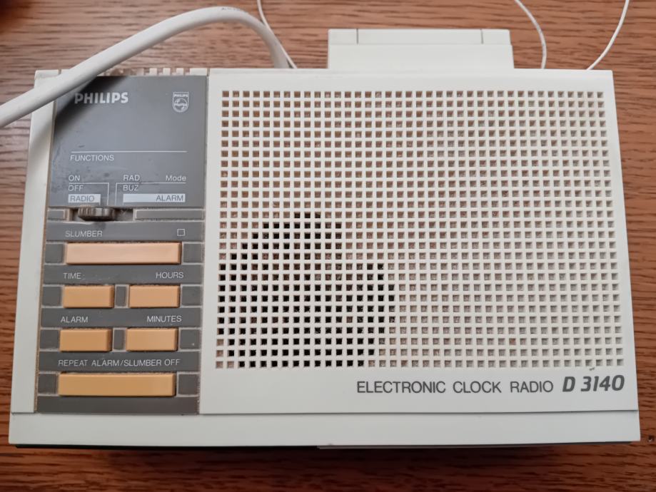 PHILIPS ELECTRONIC CLOCK RADIO D3140