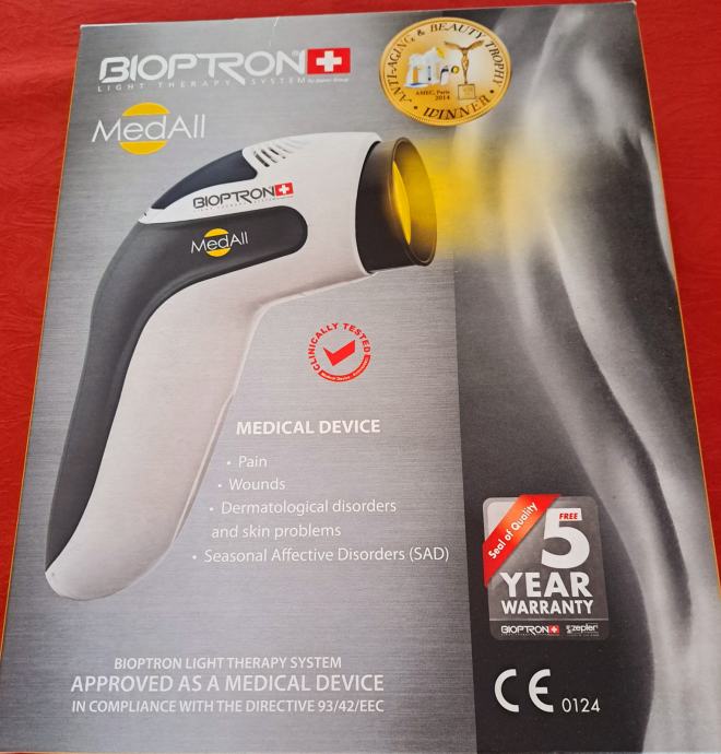 NOVO -Bioptron Medall, lučka Zepter, s stojalom in barvnimi lečami