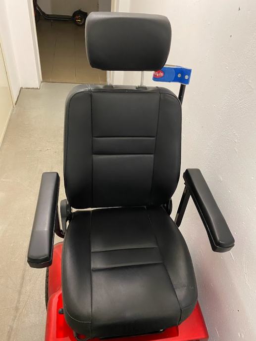 Invalidski skuter Afikim C4