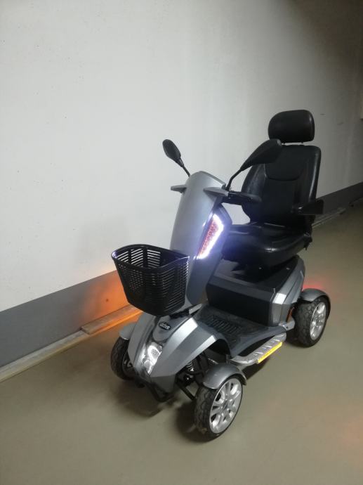 INVALIDSKI SKUTER - DRIVE NL500 SUPREME
