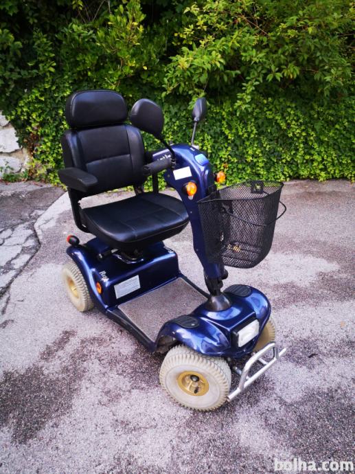 Invalidski skuter znamke Mercury M46