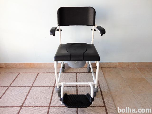 Invalidski toaletni wc+tuš voziček, na kolesih z zavoro