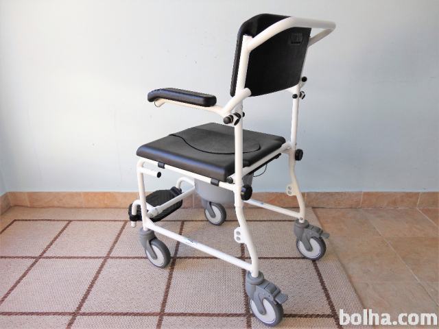 Invalidski toaletni wc+tuš voziček, na kolesih z zavoro