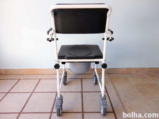 Invalidski toaletni wc+tuš voziček, na kolesih z zavoro