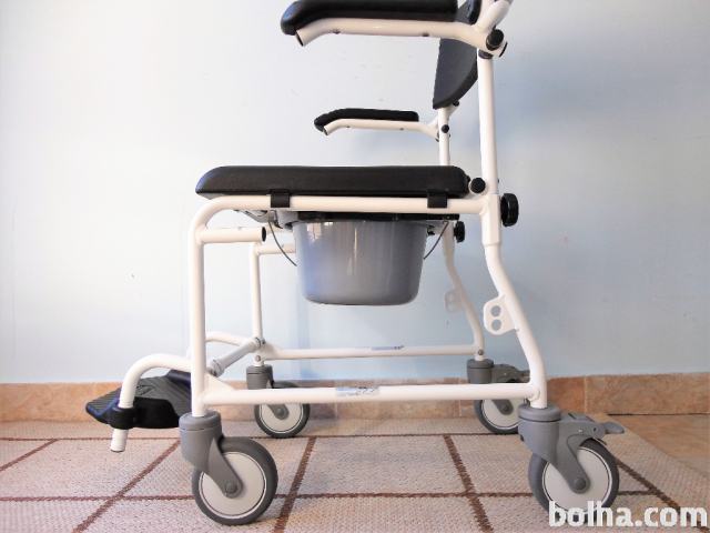 Invalidski toaletni wc+tuš voziček, na kolesih z zavoro