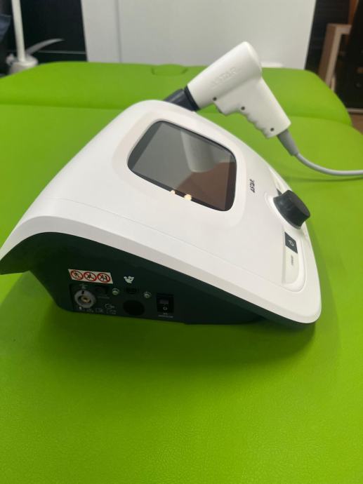 Udarni valovi ASTAR IMPACTIS M+ (shockwave terapija)