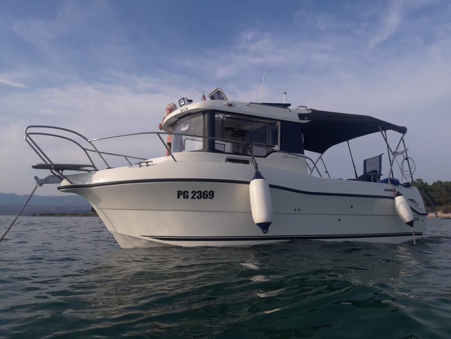 ARVOR 690 D Quicksilver