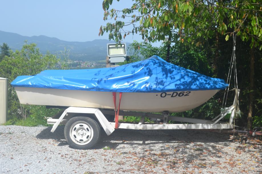 ELAN Gliser 360, cena: 2900 EUR, tel: 070 222 370.
