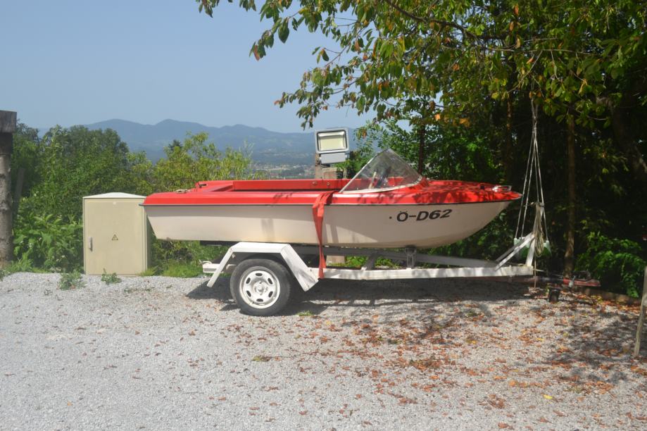 ELAN Gliser 360, cena: 2900 EUR, tel: 070 222 370.