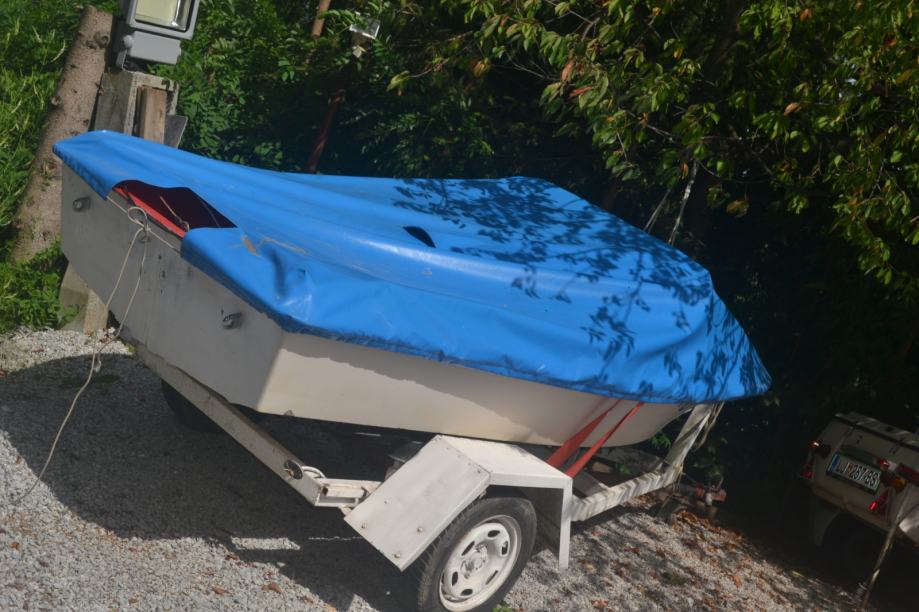 ELAN Gliser 360, cena: 2900 EUR, tel: 070 222 370.